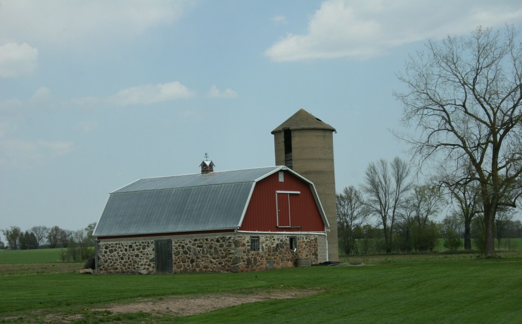 The beautiful barns of Wisconsin | Minnesota Prairie Roots
