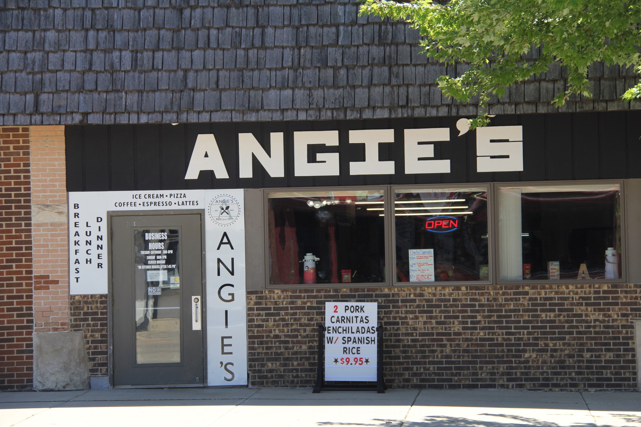 A walk through downtown Kenyon | Minnesota Prairie Roots